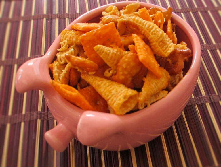 Buffalo Ranch Snack Mix - Life's A Tomato